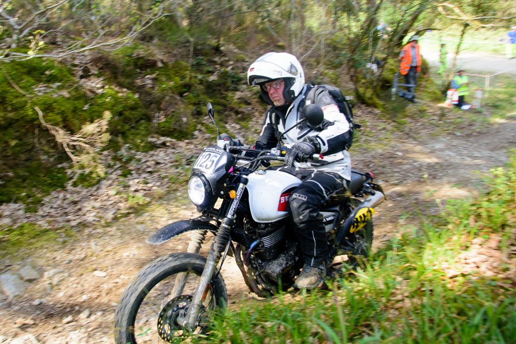 Long distance trials - fun for all! - OVERLAND magazine